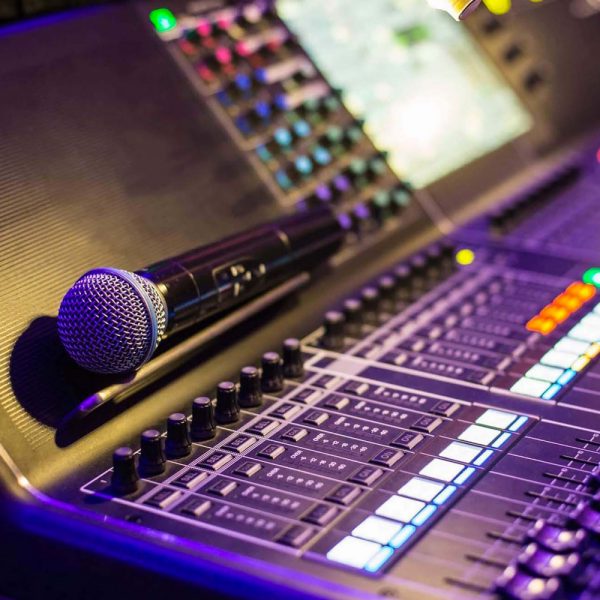 Audio Visual System (AV): Major Components And How They Work | Rental ...